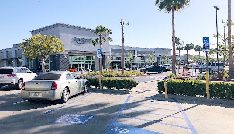 Lakewood Plaza | Epsteen & Associates
